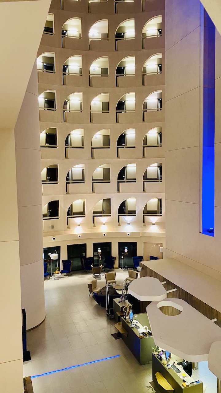 Hotel Crayon Lyon - Le Radisson Blu - Good Morning Usa